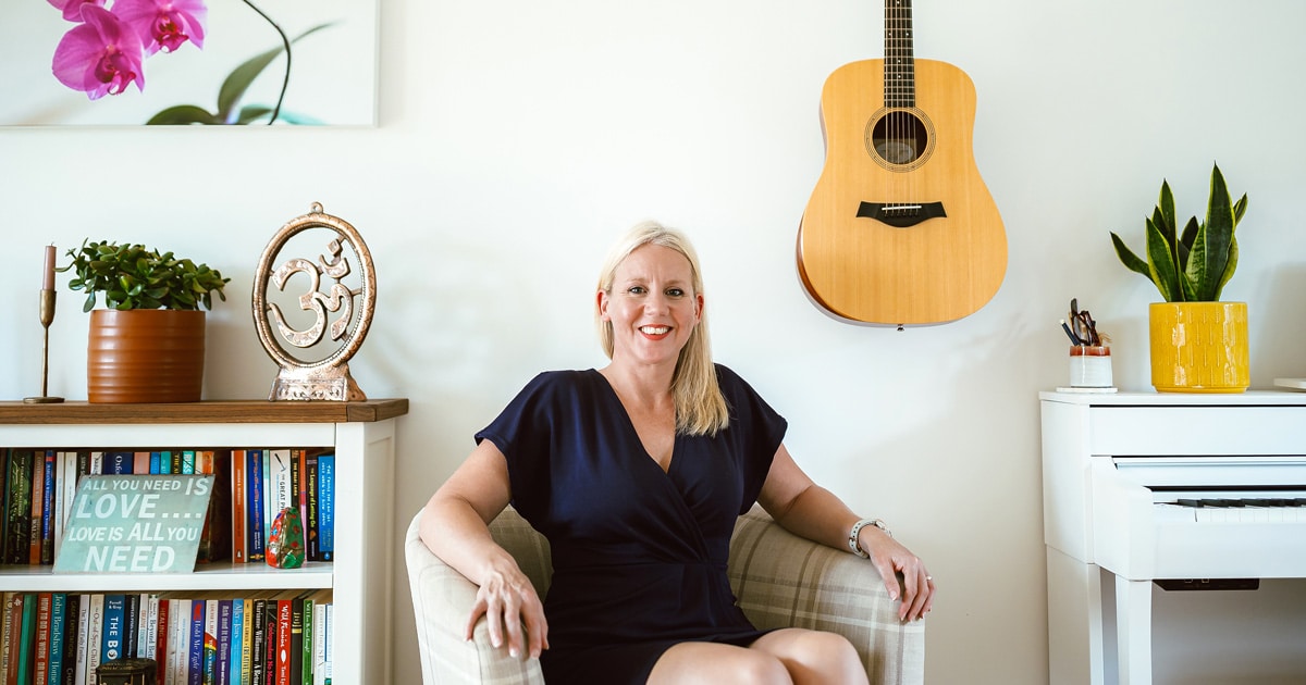 Sexless Marriage Therapist & Intimacy Specialist | Laura How